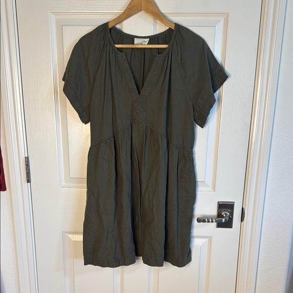 Universal Thread | Dresses | Universal Thread Green Short Sleeve Tiered ...